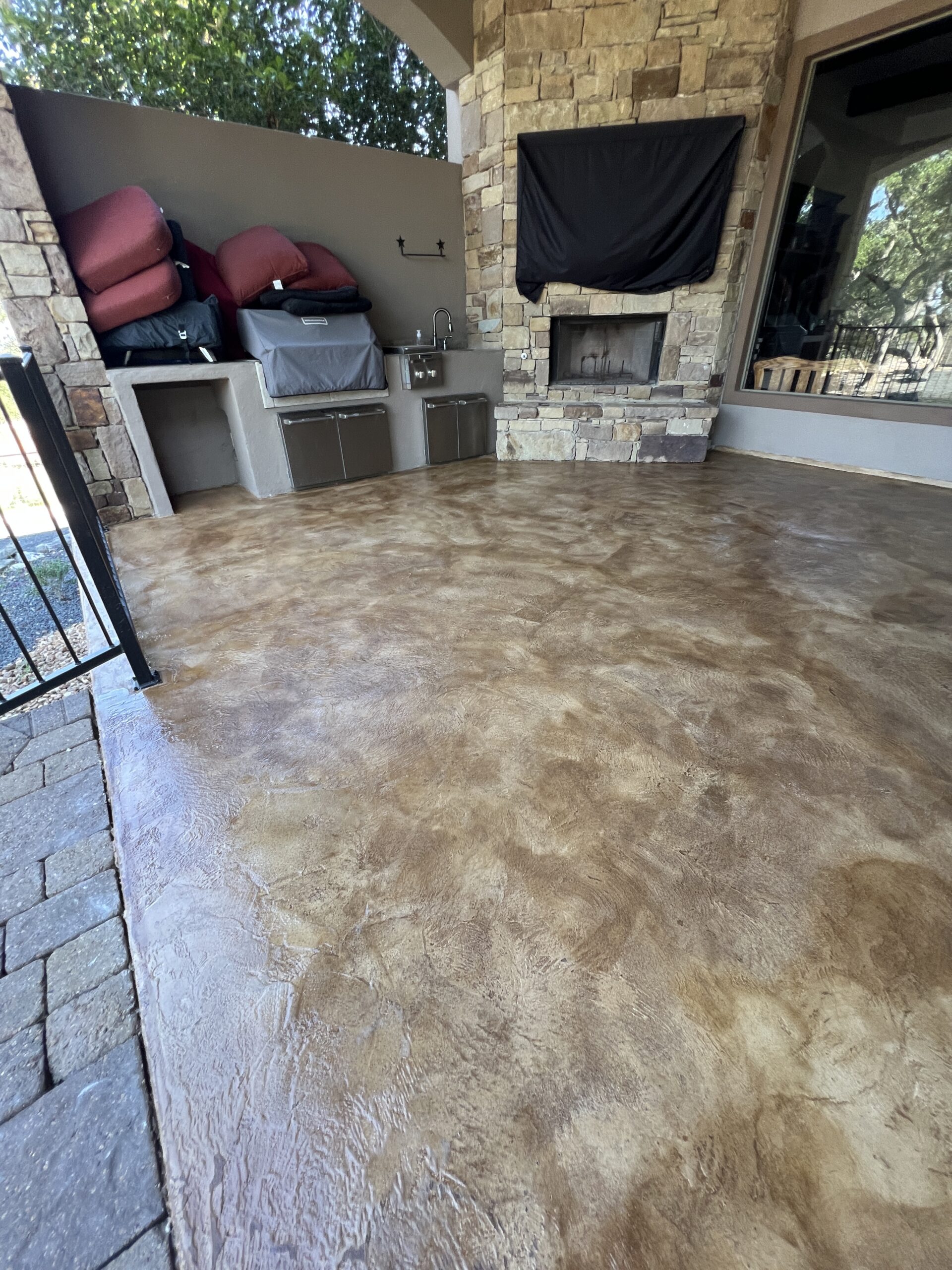 DesigncreteDIY – DIY Concrete Overlay | Make Your Concrete Look Like Wood